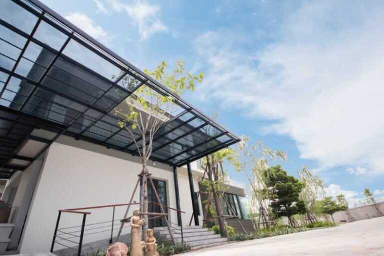 The Complete Guide to Roofing Materials Like Shinkolite SCG